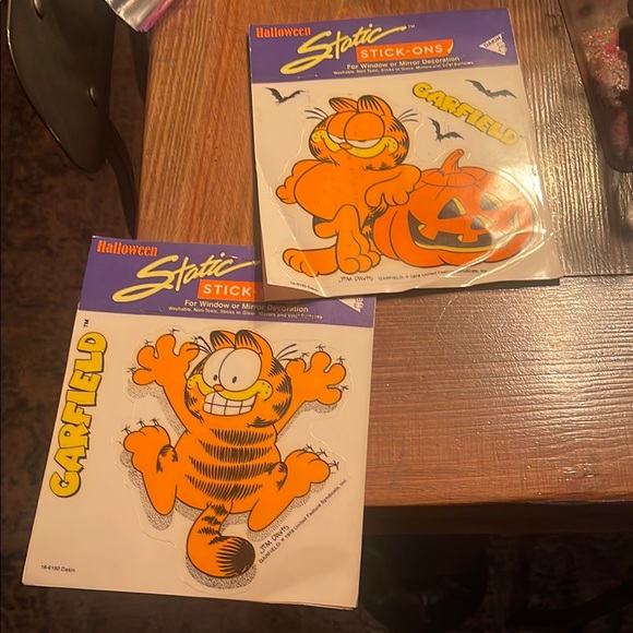 Accents | Vtg United Feature Syndicate 8s Garfield Stick Window Decal ...